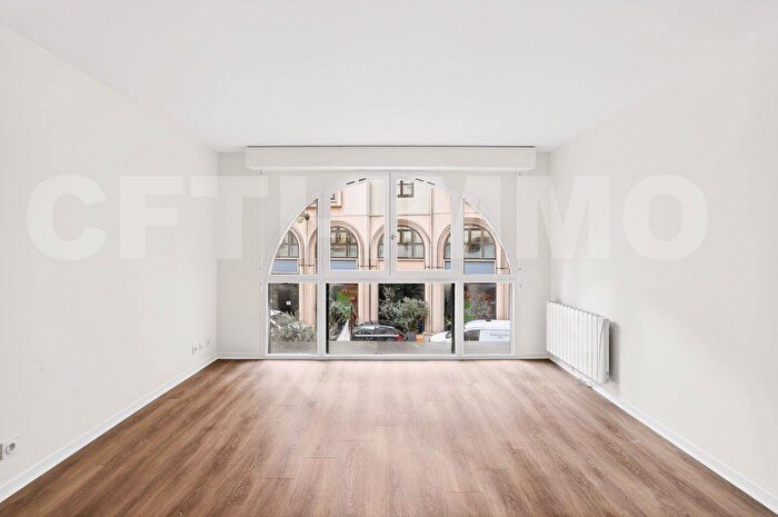 Appartement à louer - Presquîle, Centre ville, Cordeliers, Lyon ème arrondissement - 2 pièces - 1 chambre