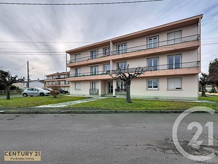 Appartement à vendre - Saint-Gaudens - 4 pièces - 3 chambres