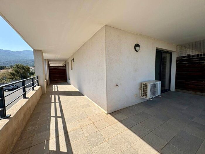 Appartement à louer - Furiani - 2 pièces - 1 chambre