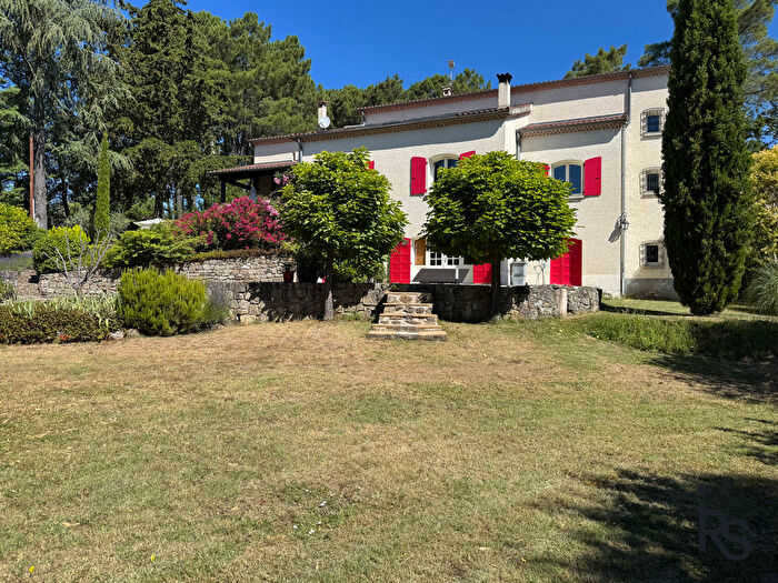 Maison à vendre - Chassiers - 9 pièces - 7 chambres