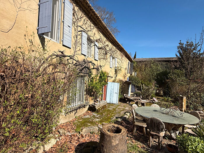 Maison à vendre - Graveson - 20 pièces - 12 chambres