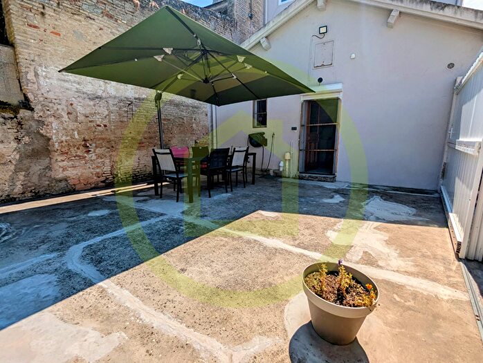 Maison à vendre - Verdun-sur-le-Doubs - 7 pièces - 5 chambres