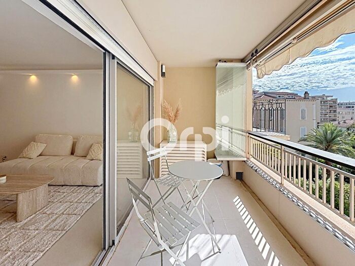 Appartement 1 pièce à vendre à Cannes, Centre-ville