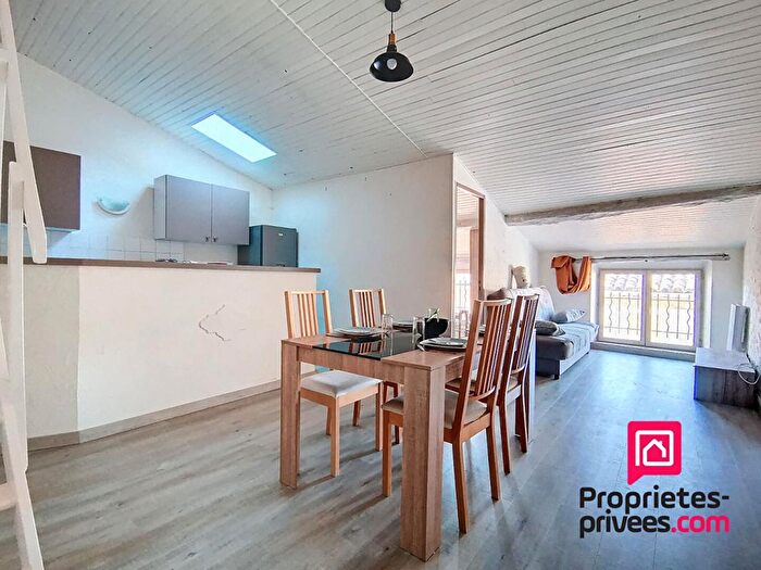 Appartement à louer - Tourves - 3 pièces - 2 chambres