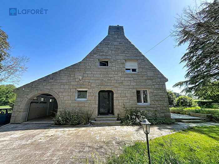 Maison 7 pièces à vendre à Bignan