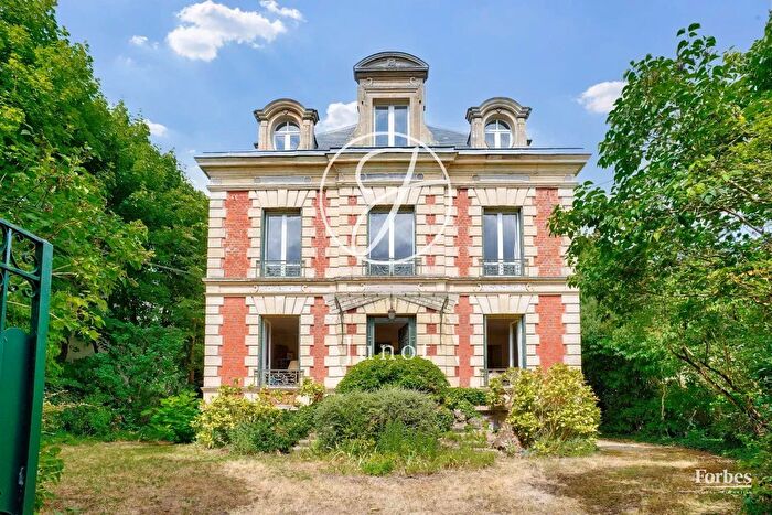 Maison 11 pièces à Chatou, Est, à vendre