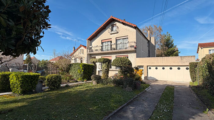 Maison à vendre - Livry-Gargan, Centre-ville - 6 pièces - 4 chambres