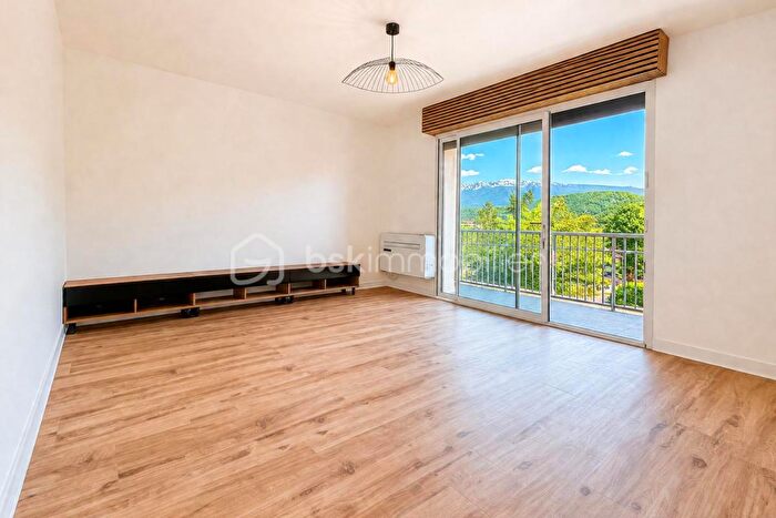 Appartement à vendre - Échirolles, Centre-ville - 4 pièces - 3 chambres