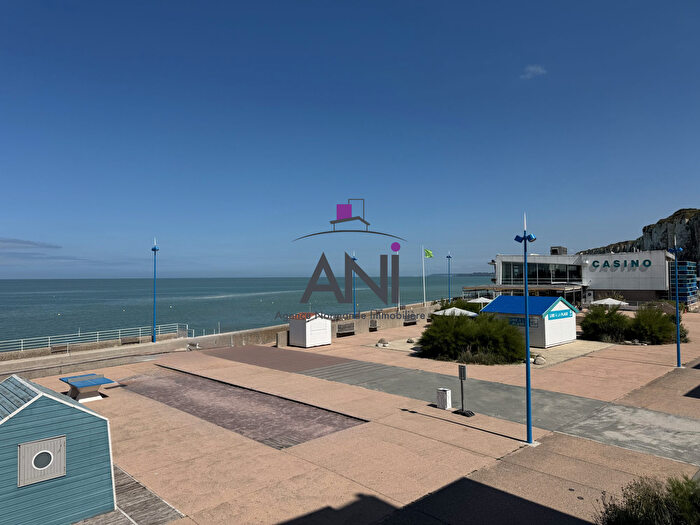 Appartement à vendre - Saint-Valery-en-Caux - 2 pièces - 1 chambre