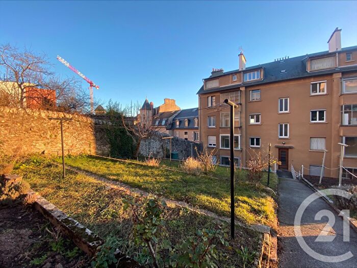 Appartement à louer - Rodez, Combarel - 4 pièces - 3 chambres