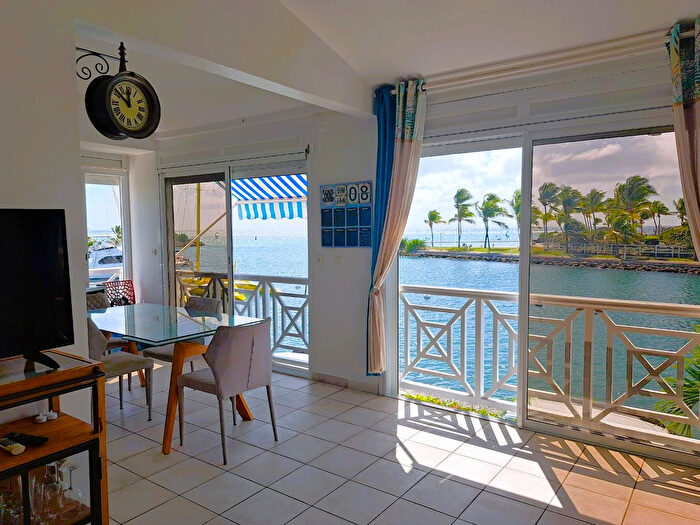 Appartement 3 pièces à Saint-François, à vendre