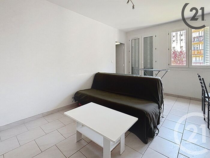 Appartement 2 pièces à louer - Troyes, Chartreux