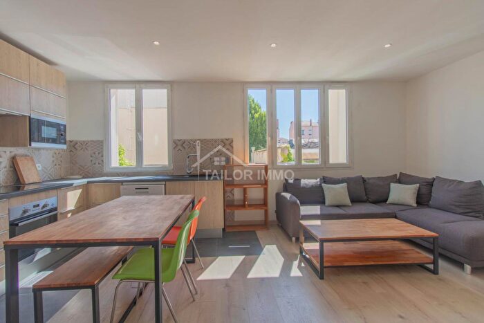 Villeurbanne, Charmettes : Appartement 2 pièces à louer