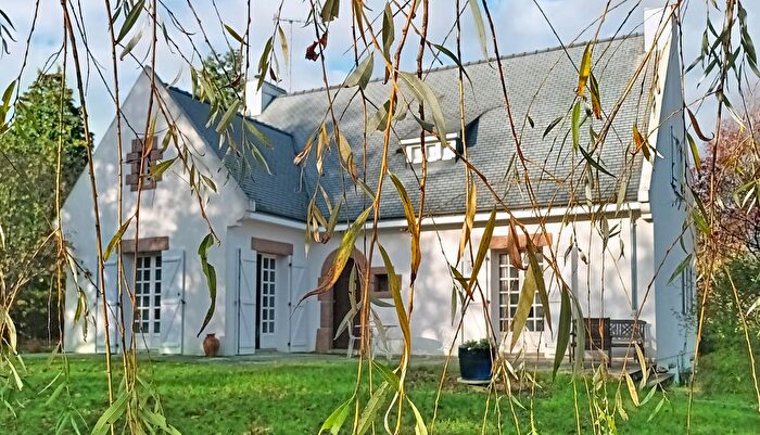 Maison à vendre - LHuisserie - 7 pièces - 5 chambres