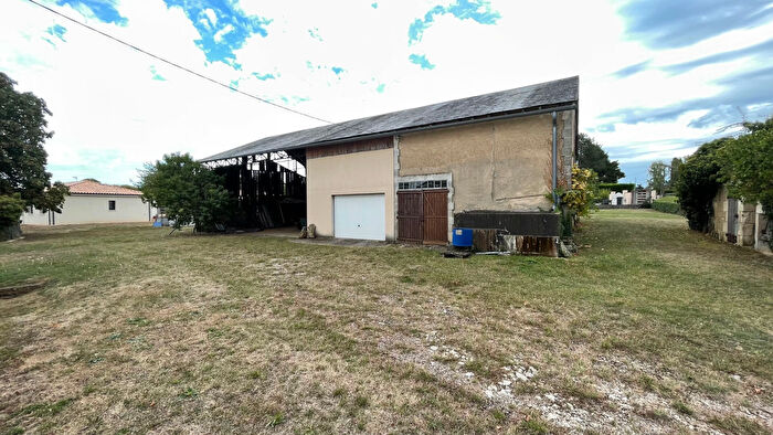 Maisons à vendre et appartements à louer - 1