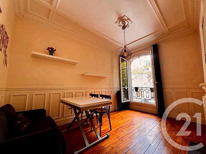 Paris 19ème, Flandre, Aubervilliers : Appartement 2 pièces à vendre