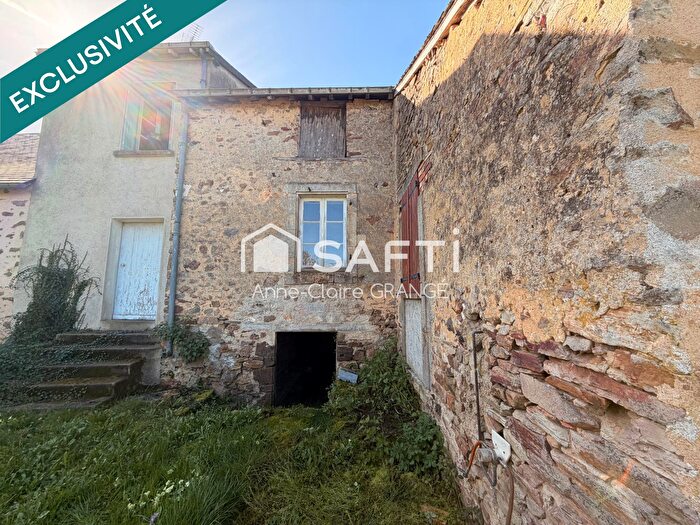 Maison à vendre - Neuvillette-en-Charnie - 5 pièces - 3 chambres