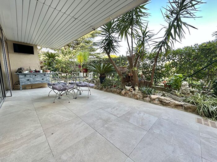 Appartement à vendre - Nice, Saint-Antoine - 3 pièces - 2 chambres