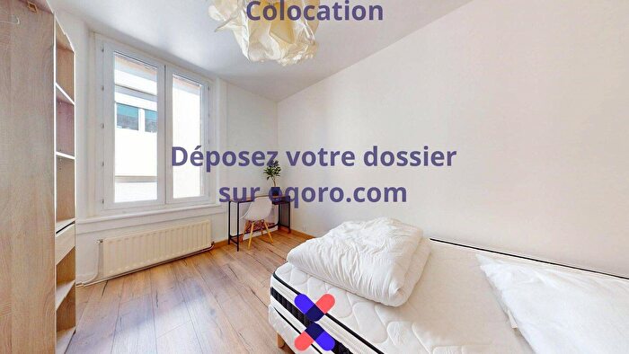 Badouillère-Saint Roch-Valbenoîte, Saint-Étienne : Appartement 4 pièces à louer