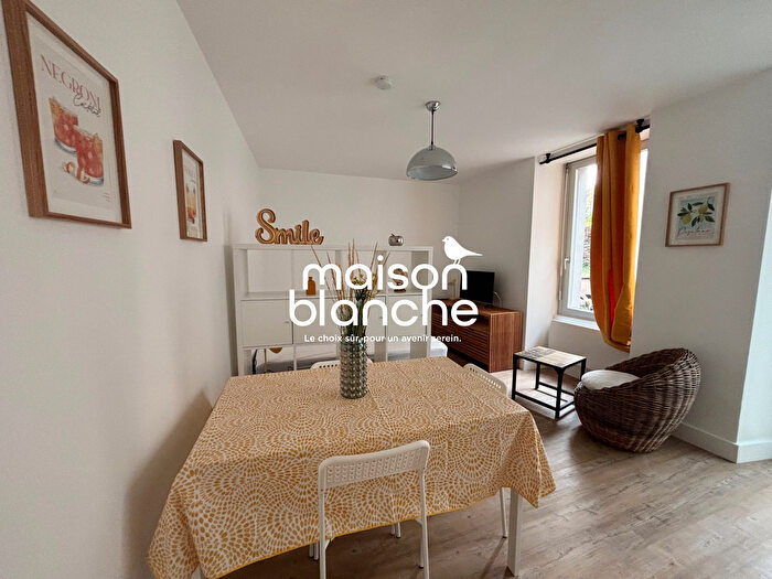 Appartement à louer - Angers, Doutre, Saint-Jacques - 1 pièce