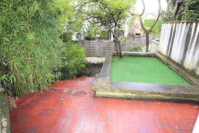 Appartement à louer - Centre, Clamart - 2 pièces - 1 chambre