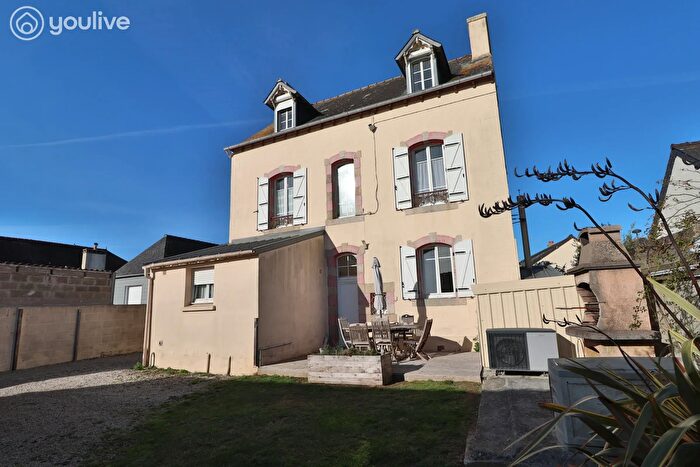 Maison 8 pièces à vendre - Brignogan-Plages