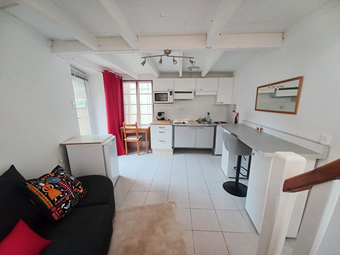 Appartement à louer - Mérindol - 1 pièce - 1 chambre