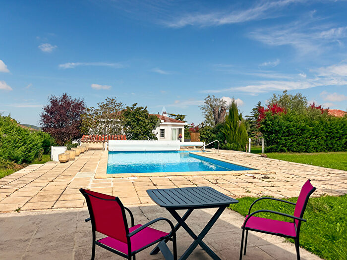 Maison à vendre - Montayral - 6 pièces - 4 chambres