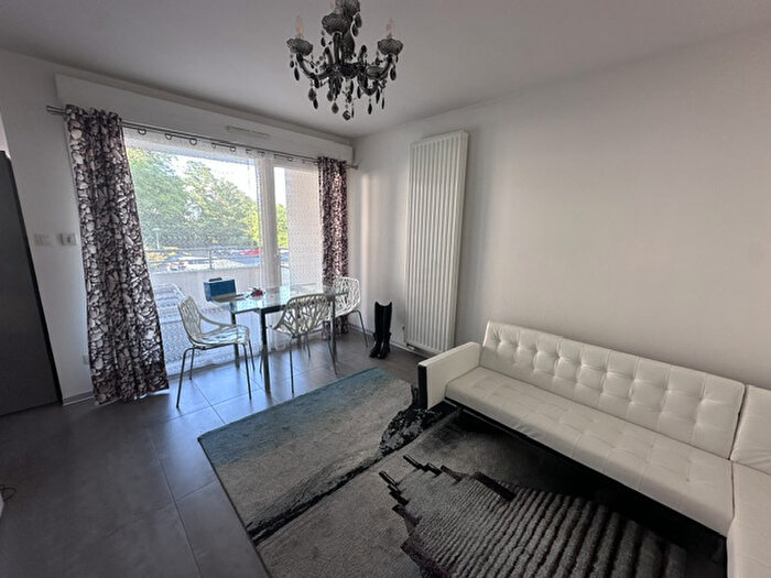 Appartement 2 pièces à louer - Saint-Louis, Centre-ville
