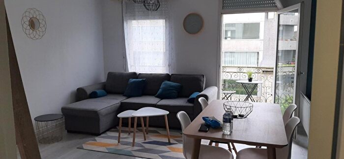 Appartement à louer - Saint-Brieuc, Centre-ville, Saint-Michel, Le Légué, Notre-Dame - 2 pièces - 1 chambre