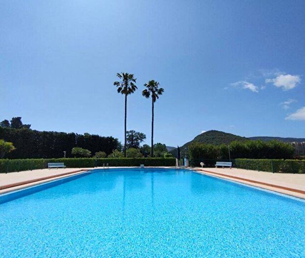 Appartement à louer - Le Grand Duc-Minelle, Mandelieu-la-Napoule - 1 pièce