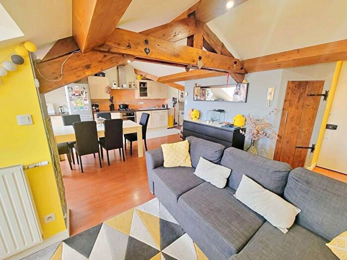 Appartement à vendre - Roanne, Faubourg Paris - 2 pièces - 1 chambre