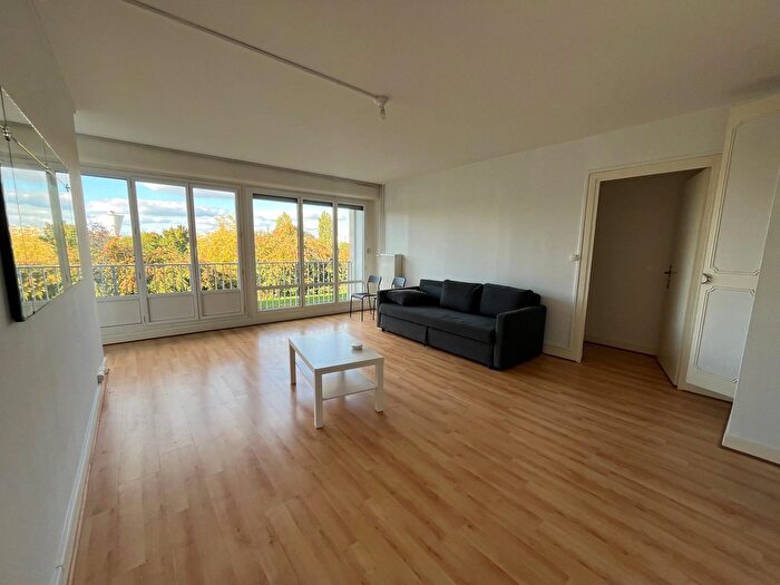 Appartement à vendre - Tours, Lac - 2 pièces - 1 chambre