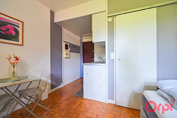 Appartement 1 pièce à louer - Asnières-sur-Seine, Bécon, Bourguignons