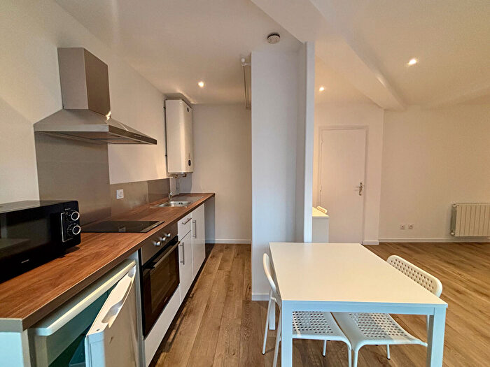 Appartement à louer - Grenoble, Notre-Dame, Mutualité - 1 pièce