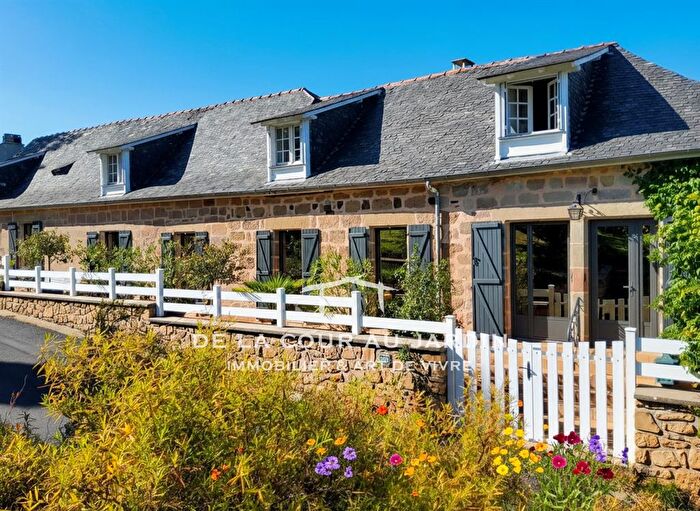 Maison à vendre - Brignac-la-Plaine - 8 pièces - 5 chambres