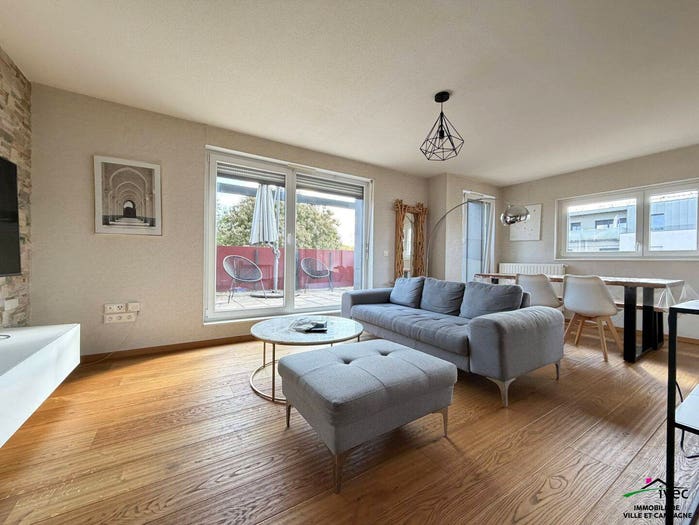 Neudorf Ouest Centre, Strasbourg - Appartement 3 pièces à louer