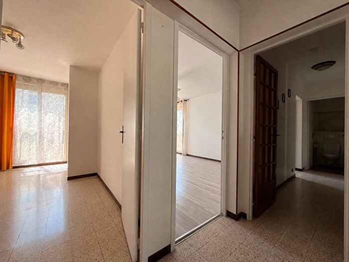 Marseille 10ème, Saint-Tronc - Appartement 4 pièces à louer