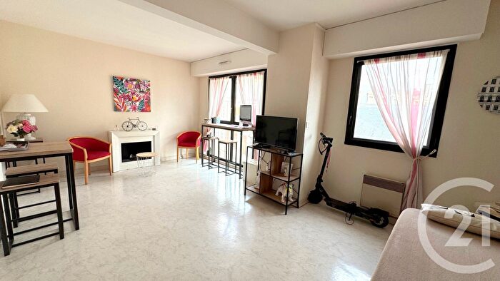 Appartement 1 pièce à vendre - Quartiers Centre, Centre-ville