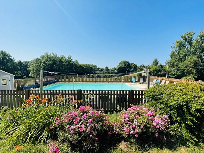 Saint-Gilles-Croix-de-Vie : Maison 20 pièces à vendre