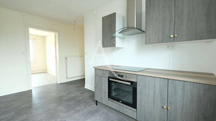Rive Gauche-La Madeleine, Épinal : Appartement 3 pièces à louer