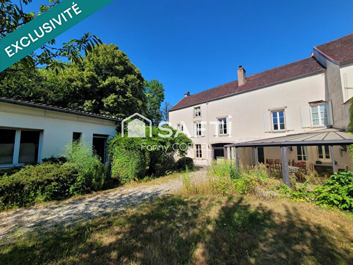 Maison à vendre - Châtillon-sur-Seine - 10 pièces - 5 chambres