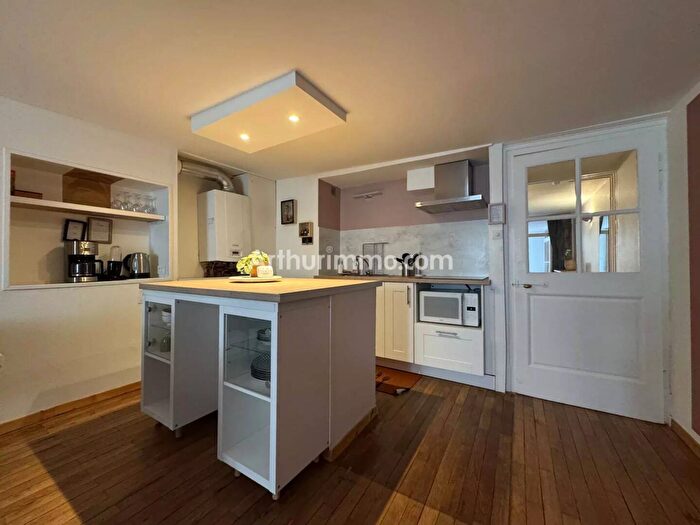 Appartement à louer - Paix-Wilson-Machard, Dole - 2 pièces - 1 chambre