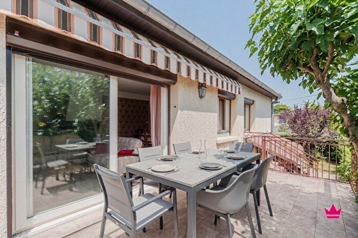 Maison 6 pièces à vendre - Meyzieu, Nord Est