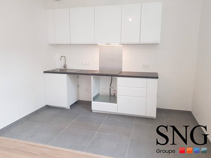 Appartement à louer - Maison Blanche-Wilson, Reims - 3 pièces - 2 chambres