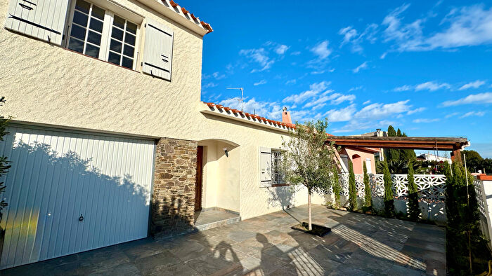 Maison à vendre - Saint-Cyprien, Village, Zone dActivité - 4 pièces - 3 chambres