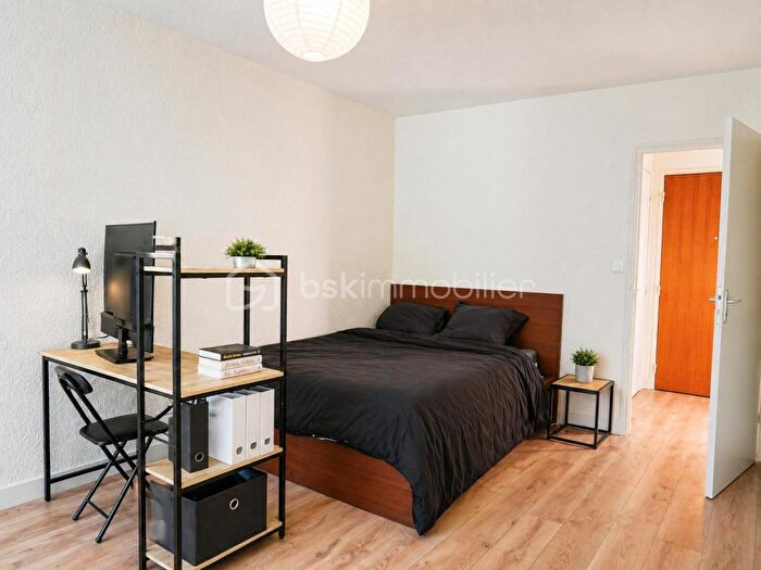 Limoges, Centre-ville, Hôtel de Ville, Emailleurs : Appartement 1 pièce à vendre