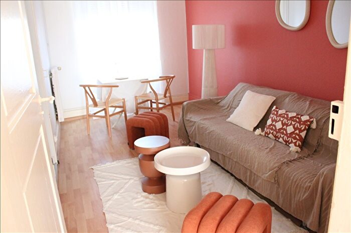 Appartement à louer - Saint-Louis, Centre-ville - 2 pièces - 1 chambre