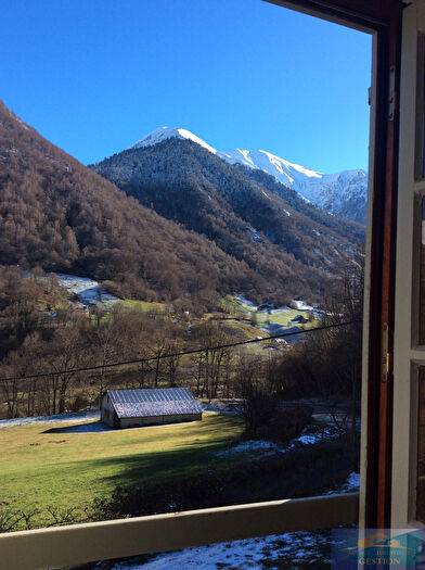 Maison à vendre - Estaing - 6 pièces - 4 chambres