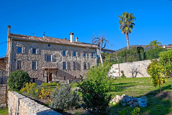 Maison à vendre - Grasse, Magagnosc, Saint-Mathieu - 9 pièces - 4 chambres